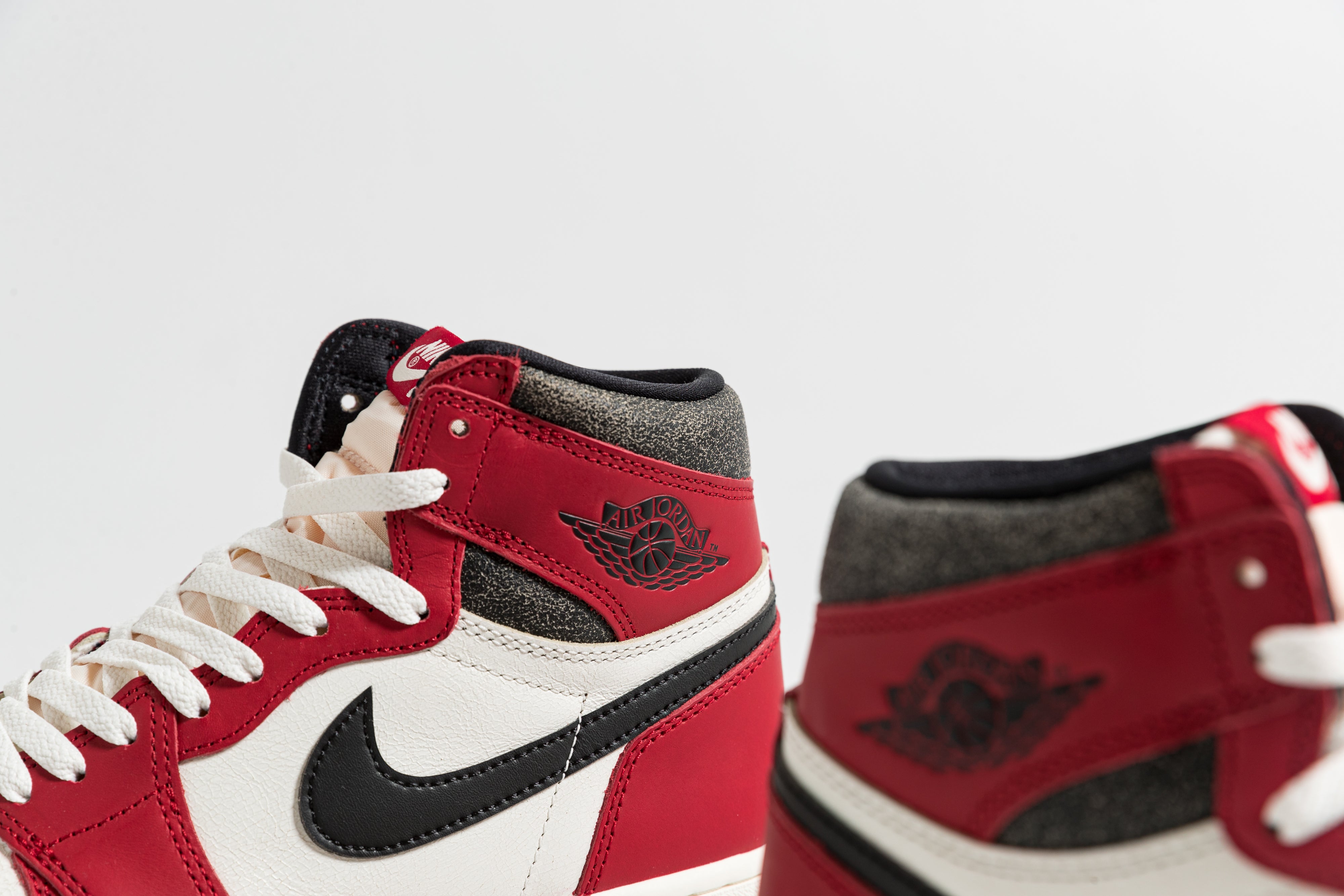 Immerse in Nostalgia: Air Jordan 1 'Lost and Found' Experience ...